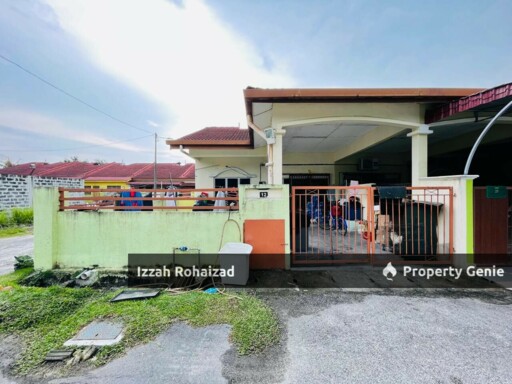 SINGLE STOREY END LOT TERRACE HOUSE Klang Facing Garden For Sale at RM ...